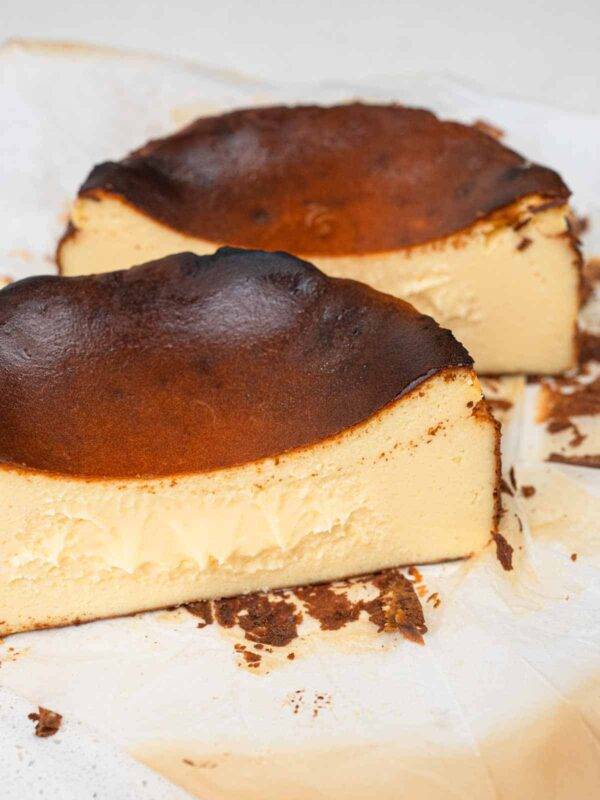 Burnt Basque Cheesecake – Creamy, Caramelized Delight