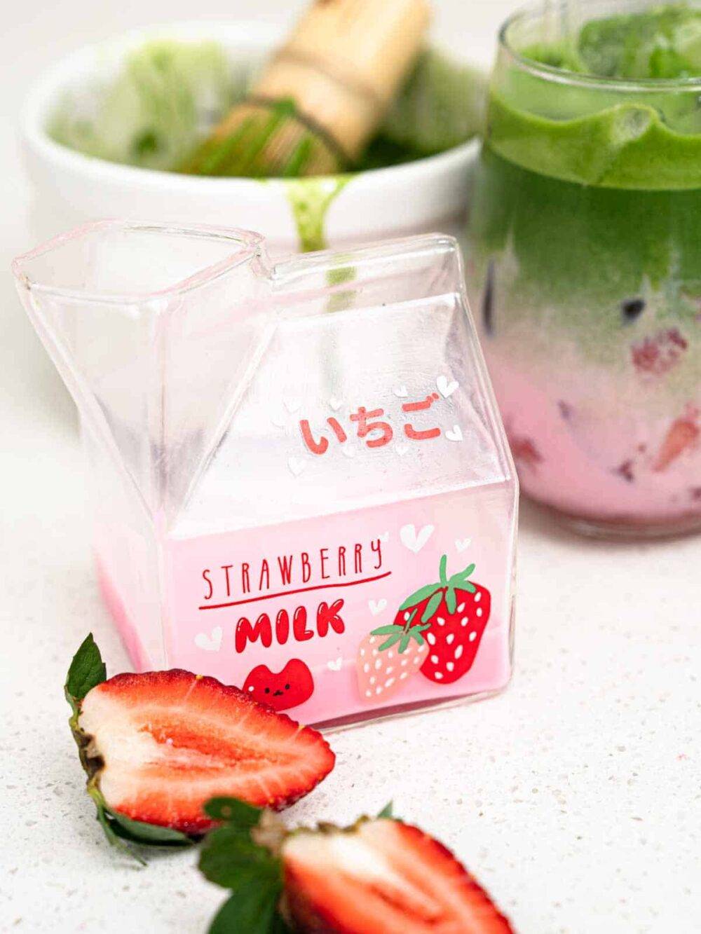 Strawberry Matcha Latte Recipe | Catherine Desserts