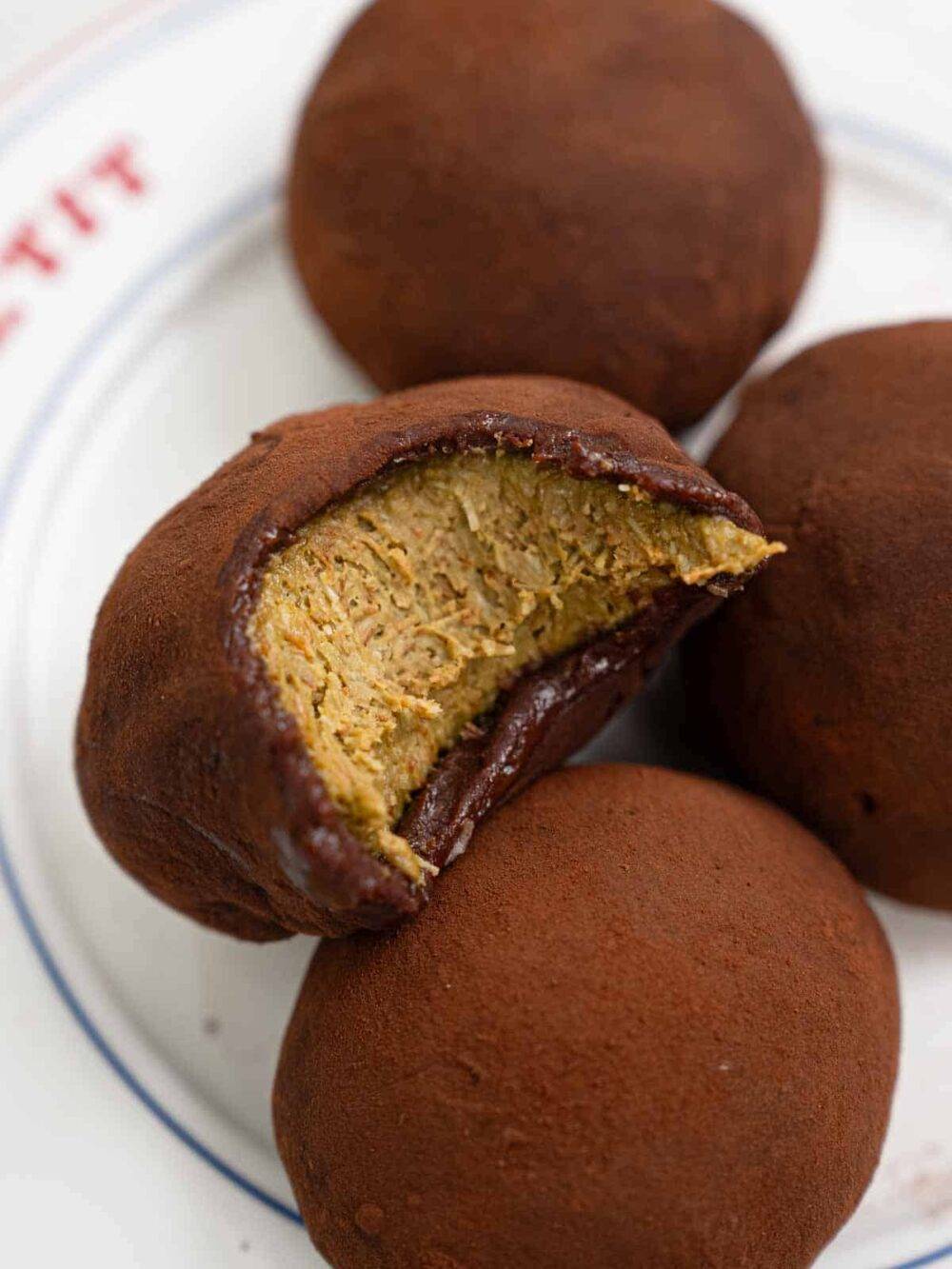Dubai Chocolate Mochi - Catherine Zhang